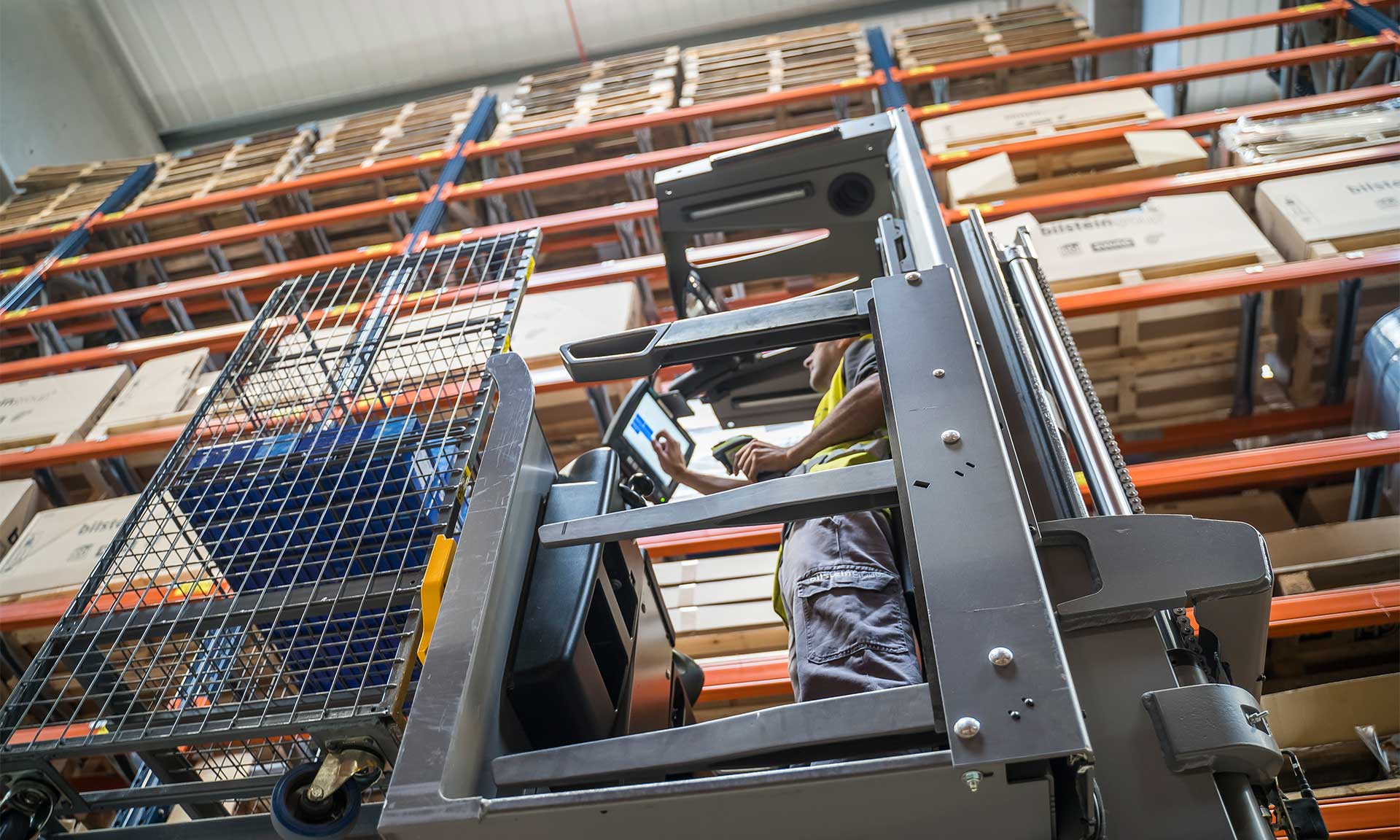 ’Cluster picking’, de l’agilité dans la préparation des commandes | Mecalux | www.mecalux.fr